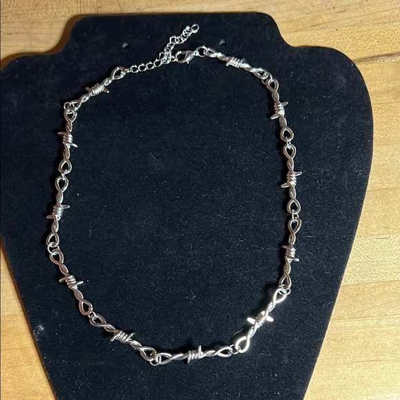 Unsigned | Jewelry | Barbed Wire Silver Chain Necklace | Poshmark